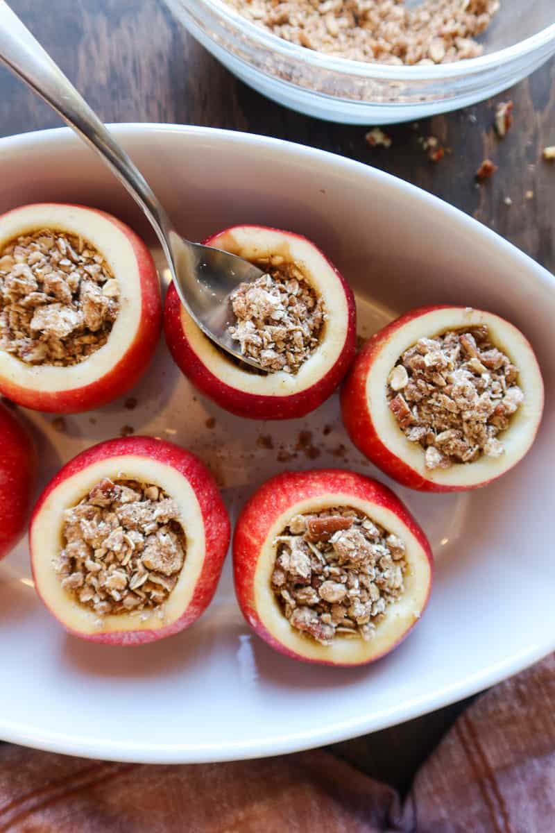 Stuffed Baked Apples With Cinnamon - Garlic Salt & Lime